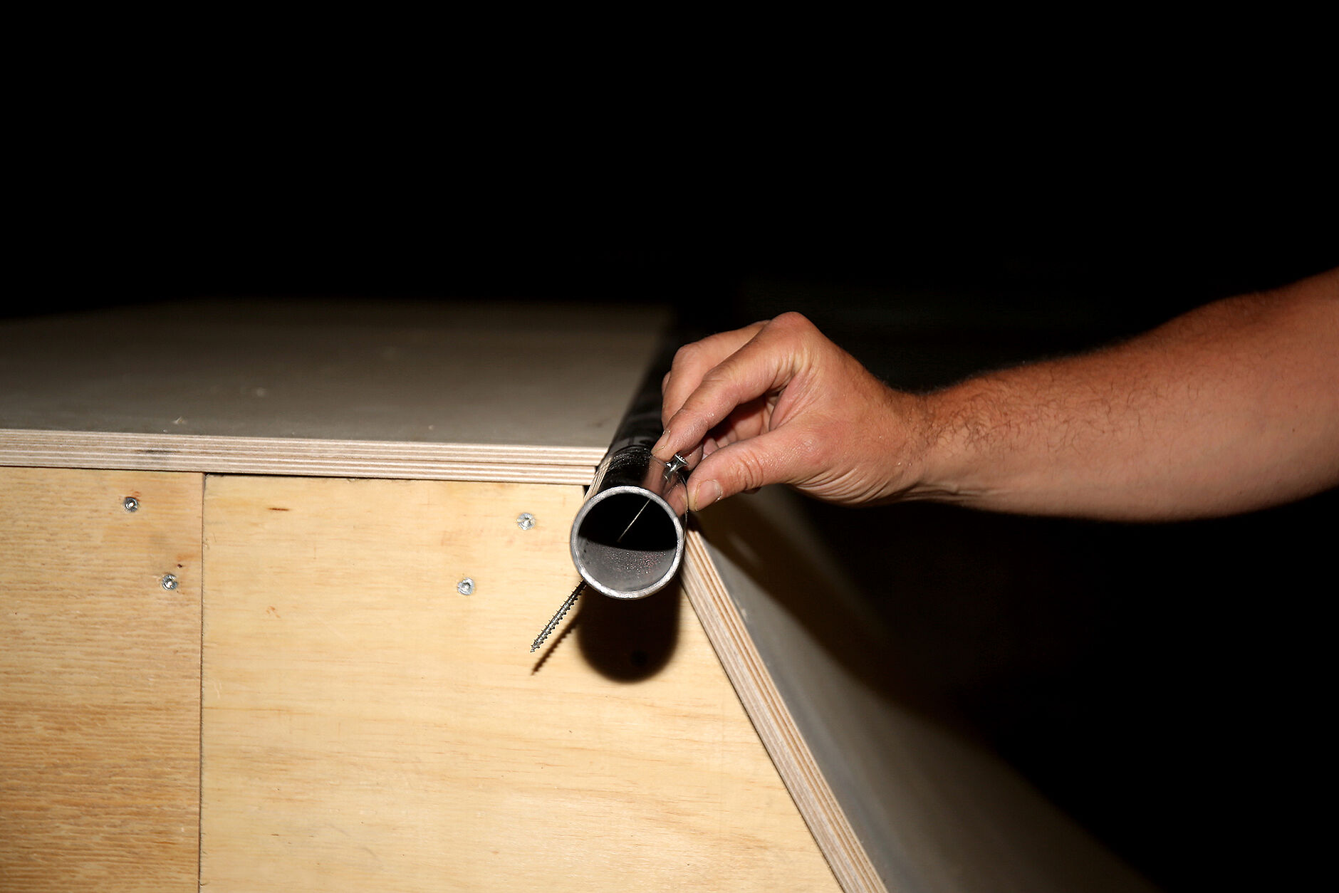 How to build a quarterpipe? | Titus