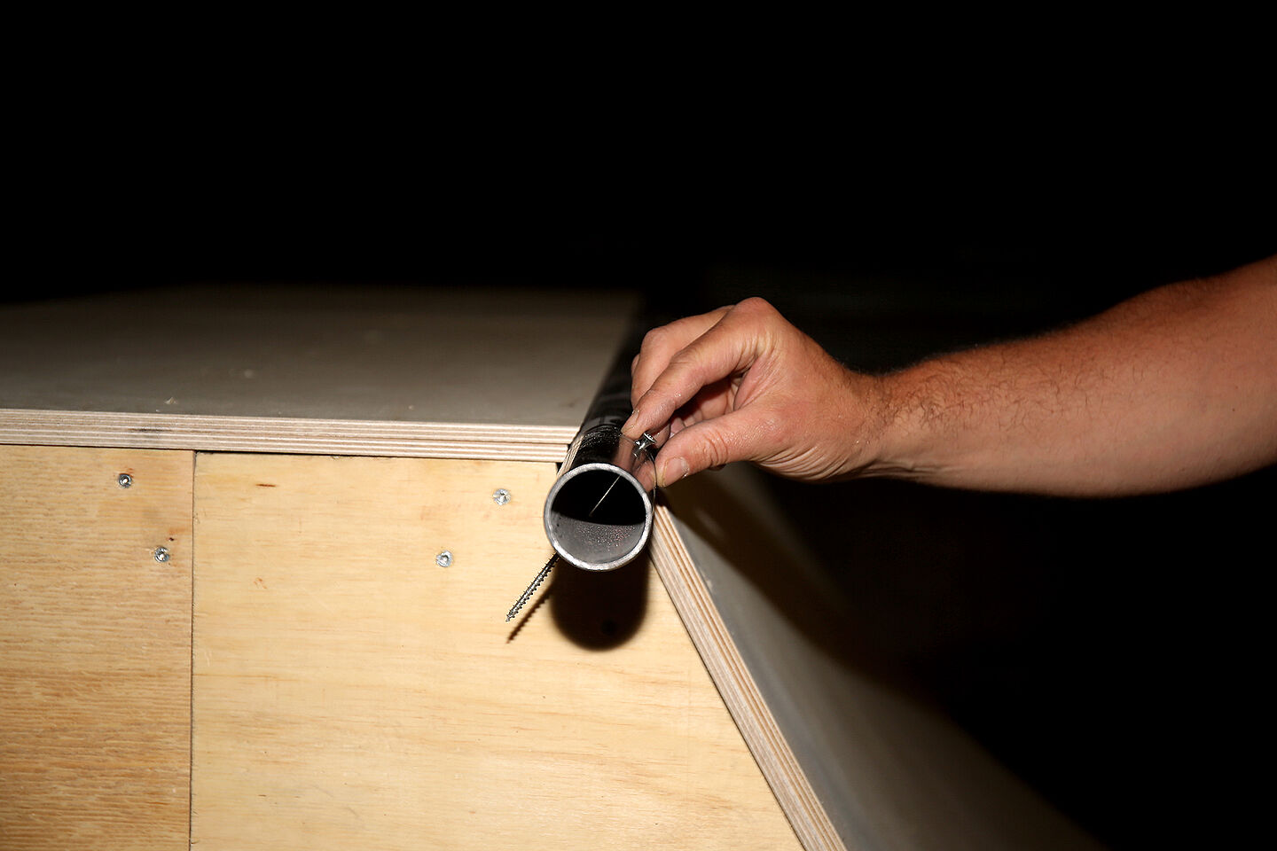 How to build a quarterpipe? | Titus