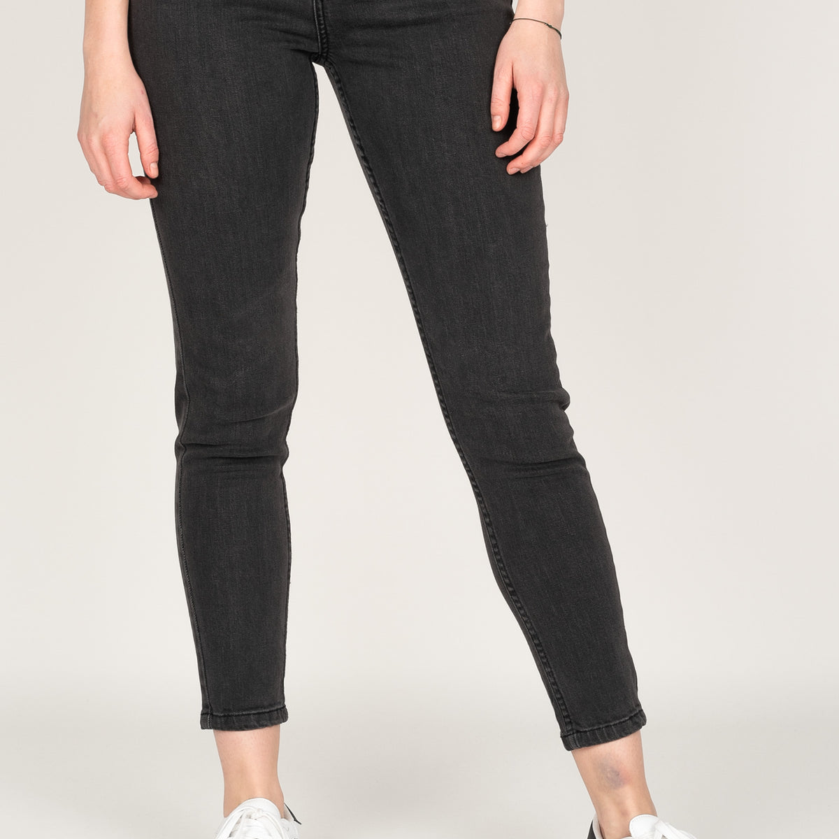 Janka TITUS Jeans in black-bleached for women