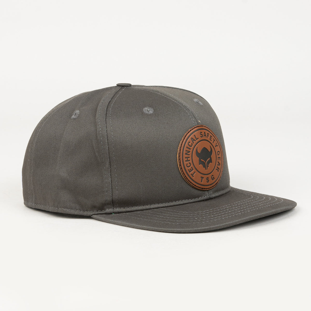 Leather Label Snapback TSG Cap in grey – TITUS
