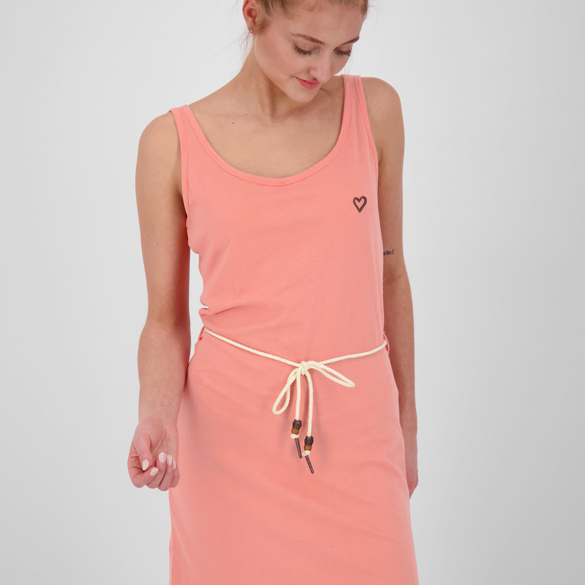 Jennifer alife and kickin Dress in peach 122 for women – TITUS
